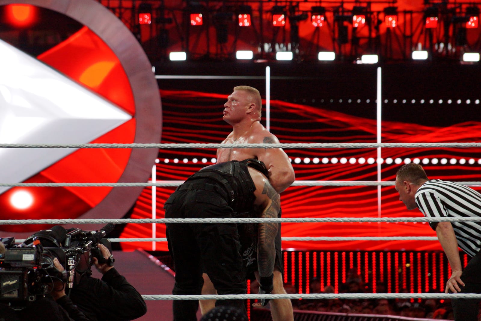 Roman Reigns' Workout Routine: Train Like A WWE Champion! | Baller Circuit